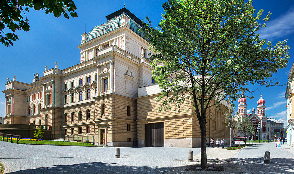 Plzeňské Divadlo J. K. Tyla nabídne v nové sezoně řadu zajímavých ...